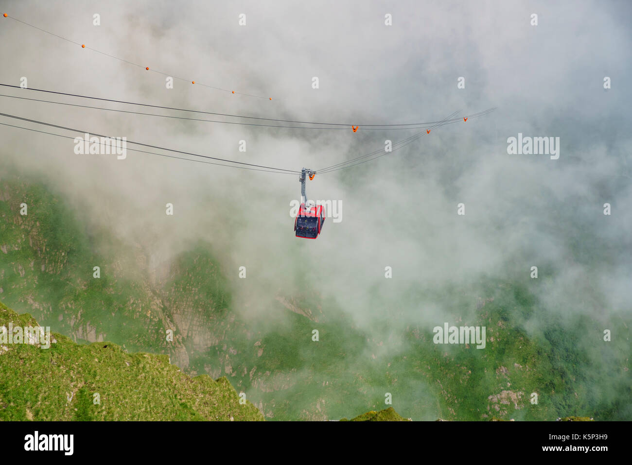 The new and beautiful aerial cable car - Dragon Ride at Mount Pilatus ...