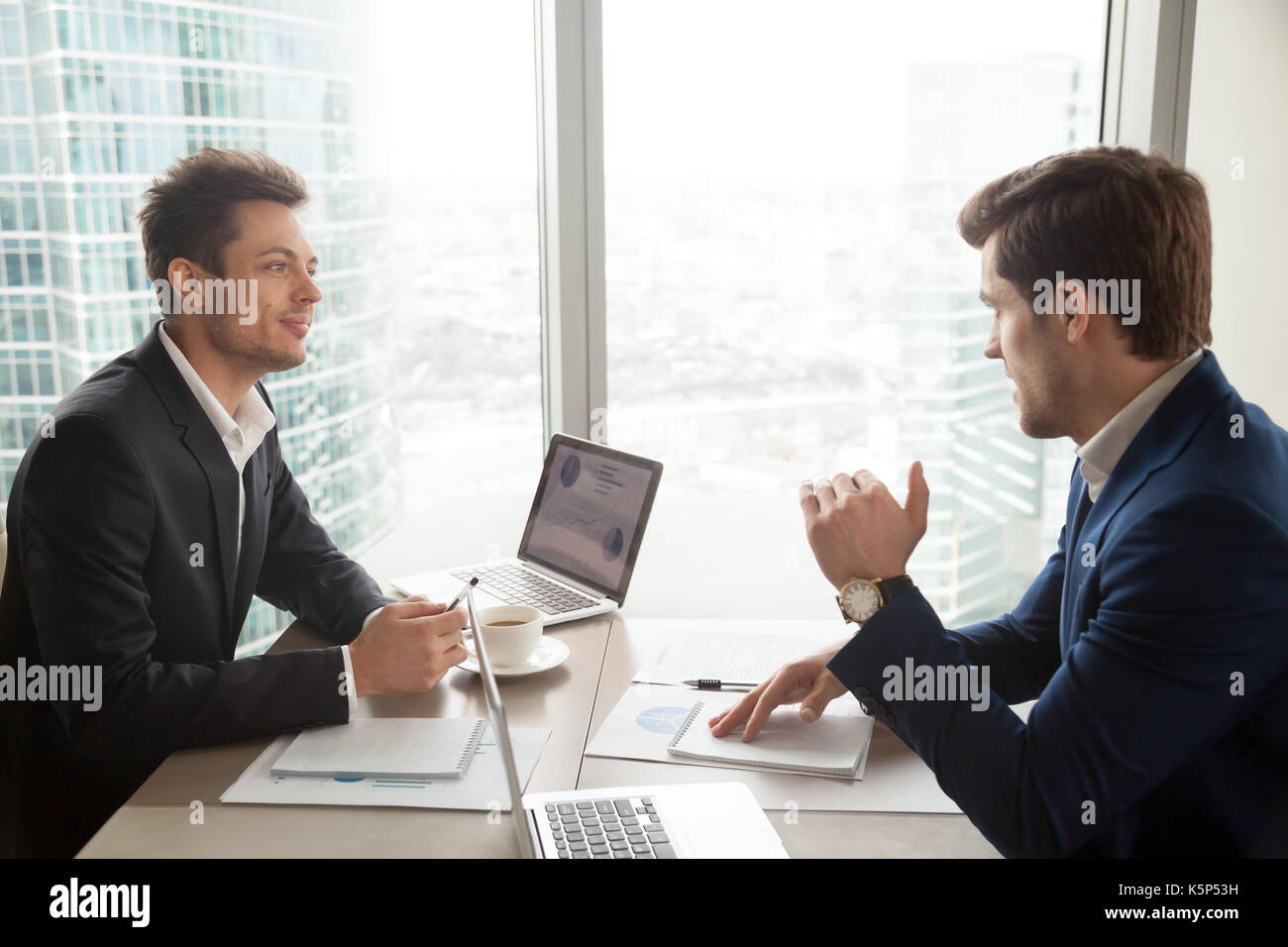 Explaining plan hi-res stock photography and images - Alamy