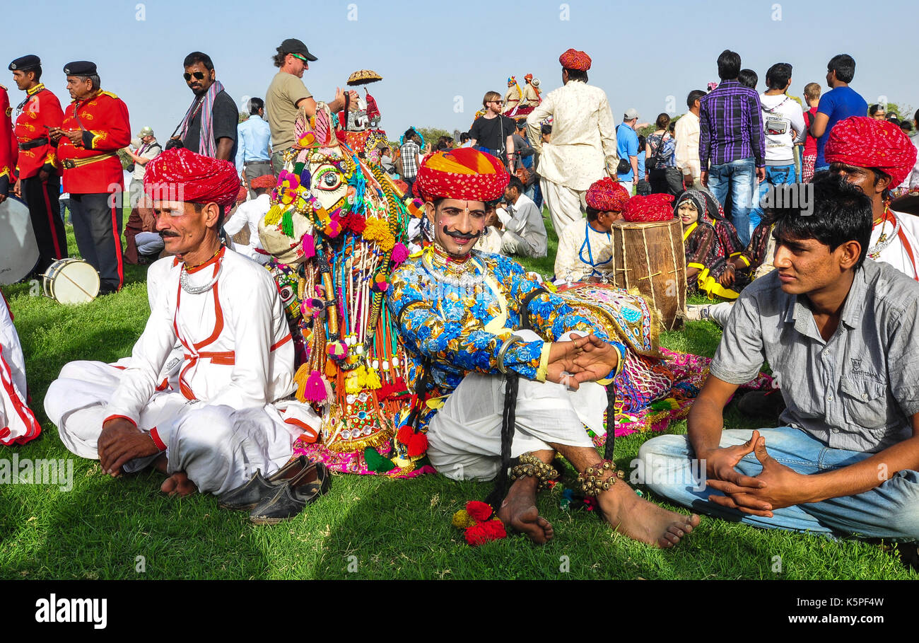 Indian dance agra hi-res stock photography and images - Alamy