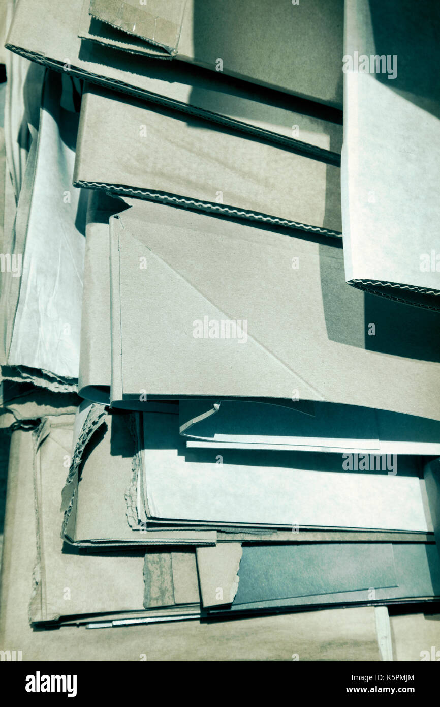 Flattened cardboard boxes hi-res stock photography and images - Alamy