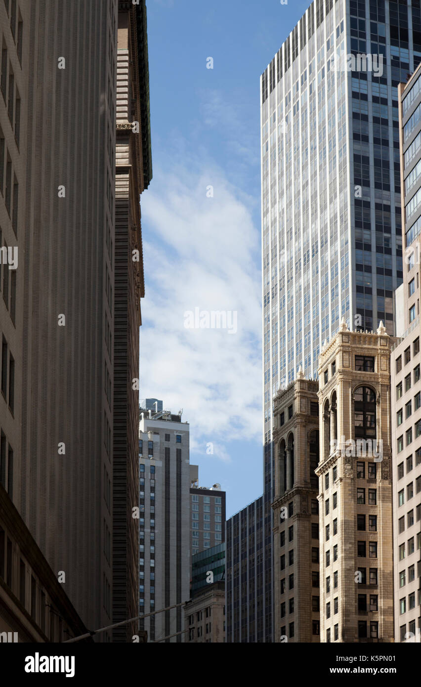 Buildings architecture skyscrapers hi-res stock photography and images ...