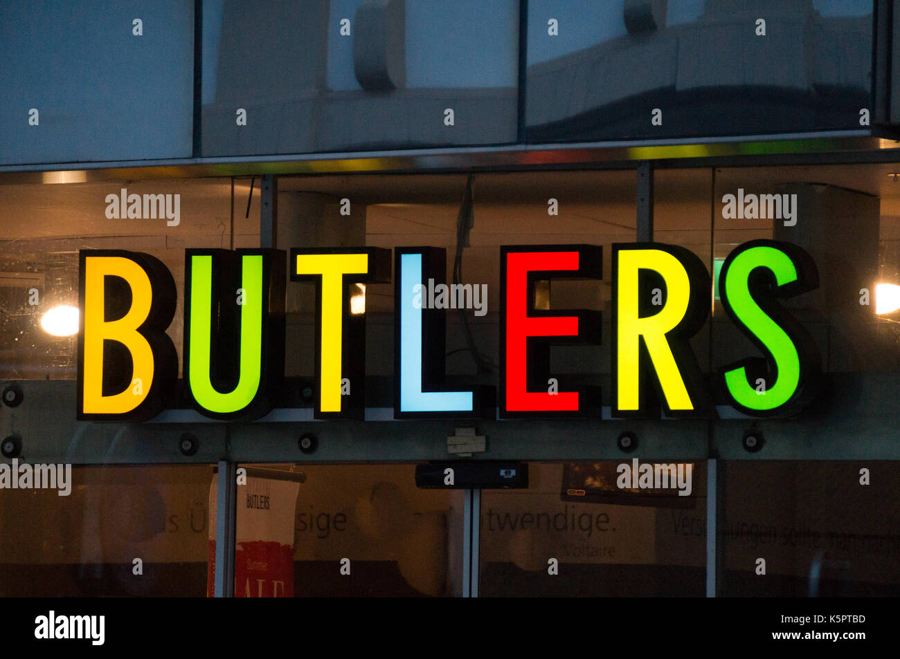 Butlers store hi-res stock photography and images - Alamy