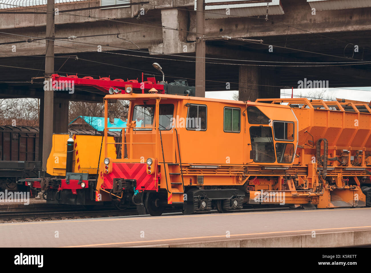 Ballast distributing and profiling machine hi-res stock photography and ...