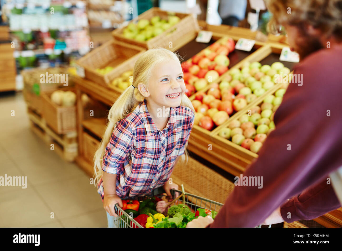 Buying food together Stock Photo - Alamy