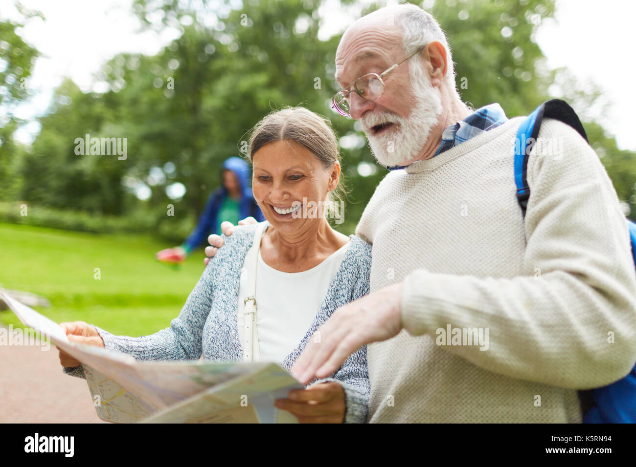 Senior guide hi-res stock photography and images - Alamy