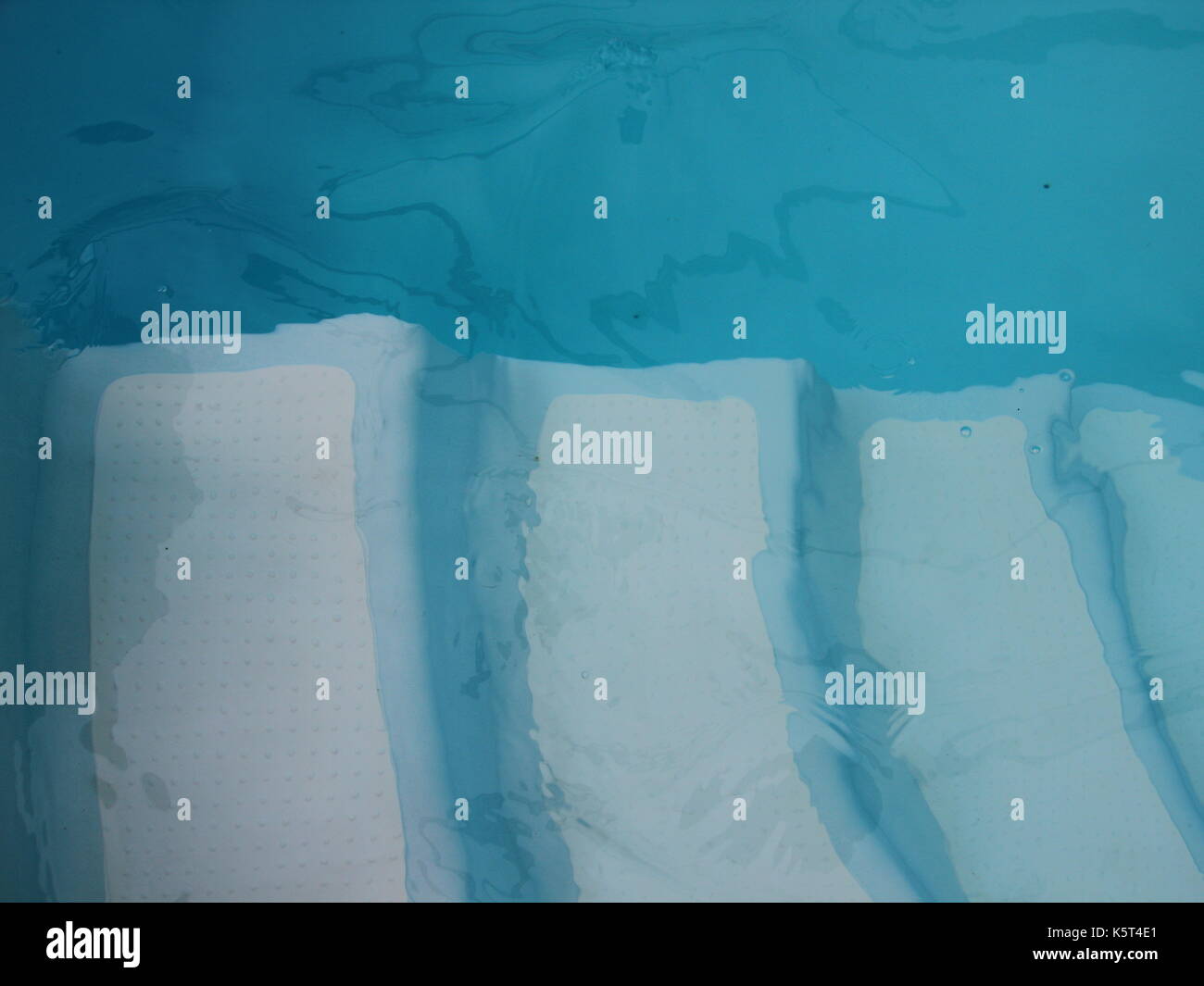 Underwater steps hi-res stock photography and images - Alamy