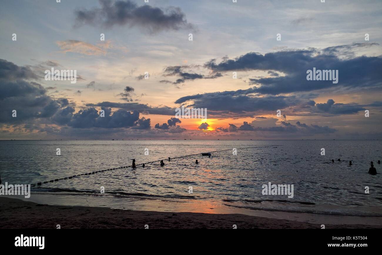 phu quoc island beach sunset, vietnam Stock Photo - Alamy