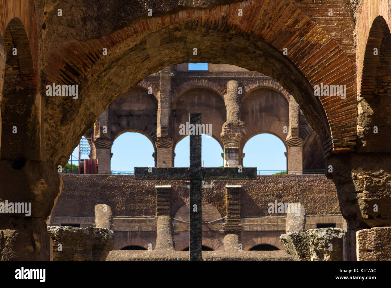 Roman cross hi-res stock photography and images - Alamy