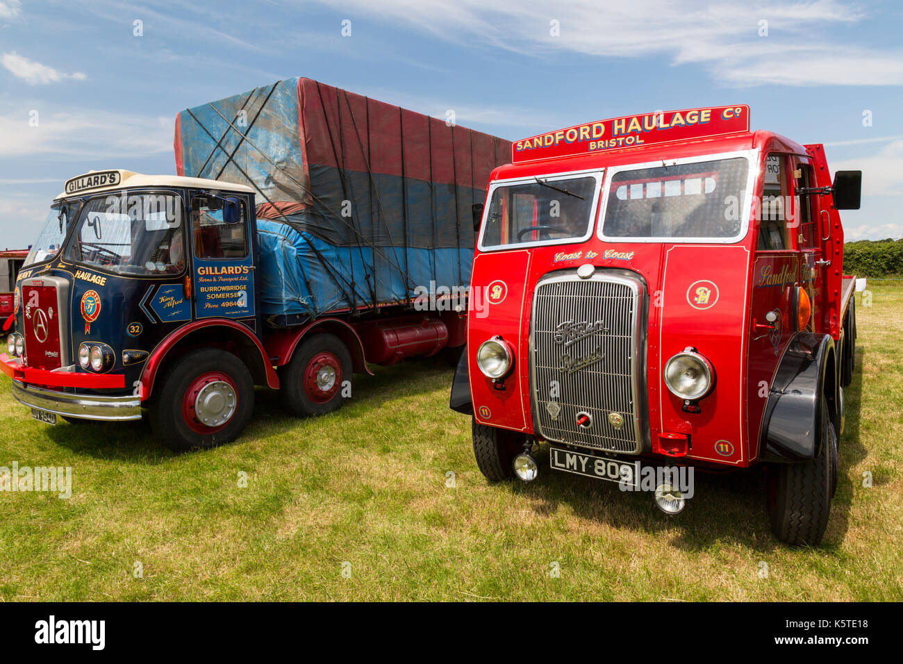 Colourful vintage Atkinson and 1946 Foden heavy goods lorries displayed ...