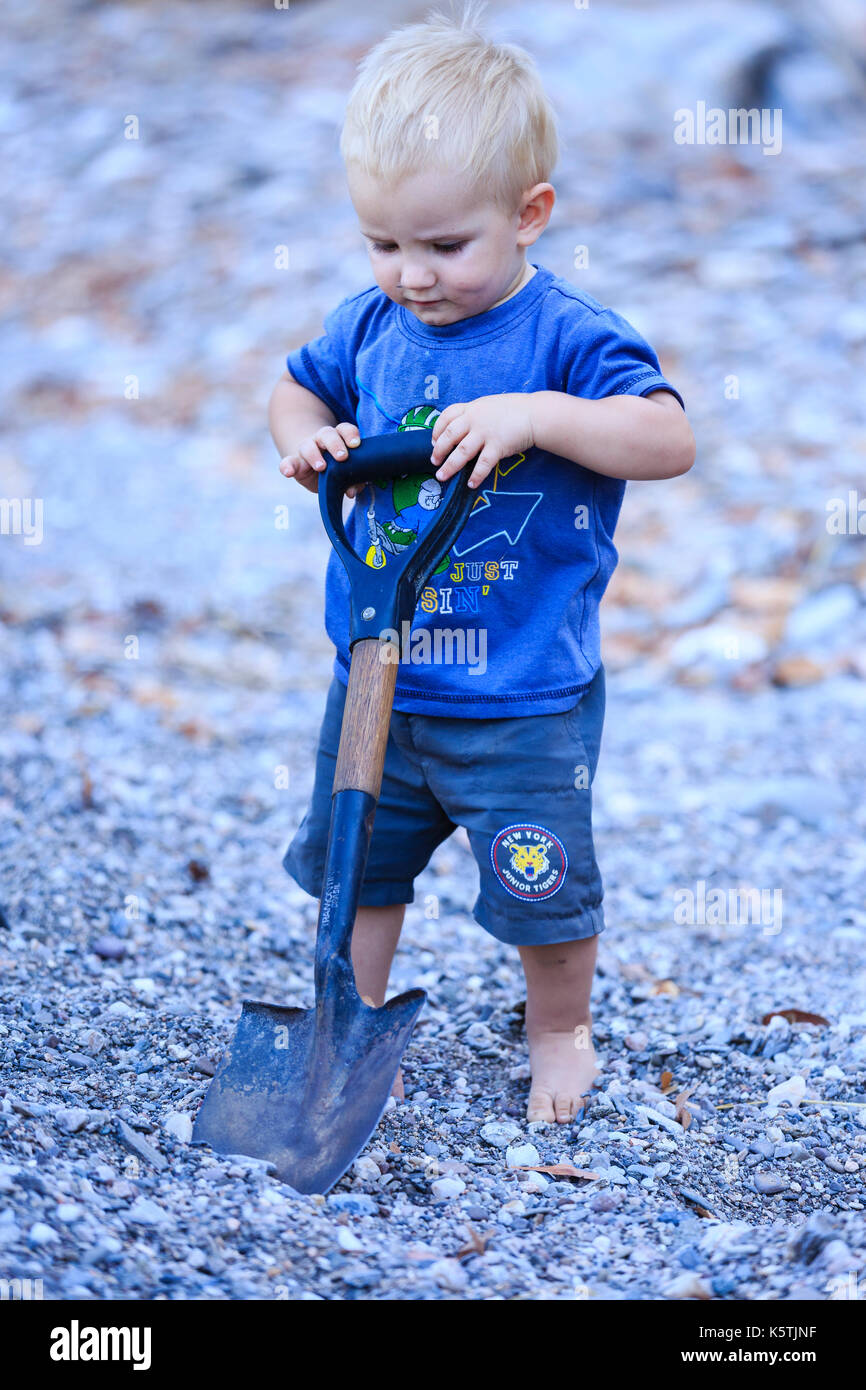 Spade Stock Photos & Spade Stock Images - Alamy