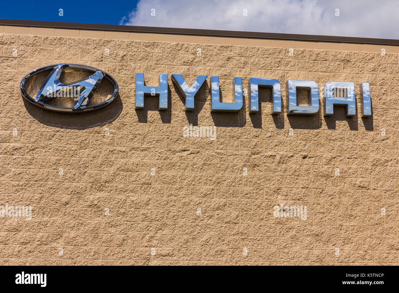 Indianapolis - Circa September 2017: Hyundai Motor Company Dealership ...