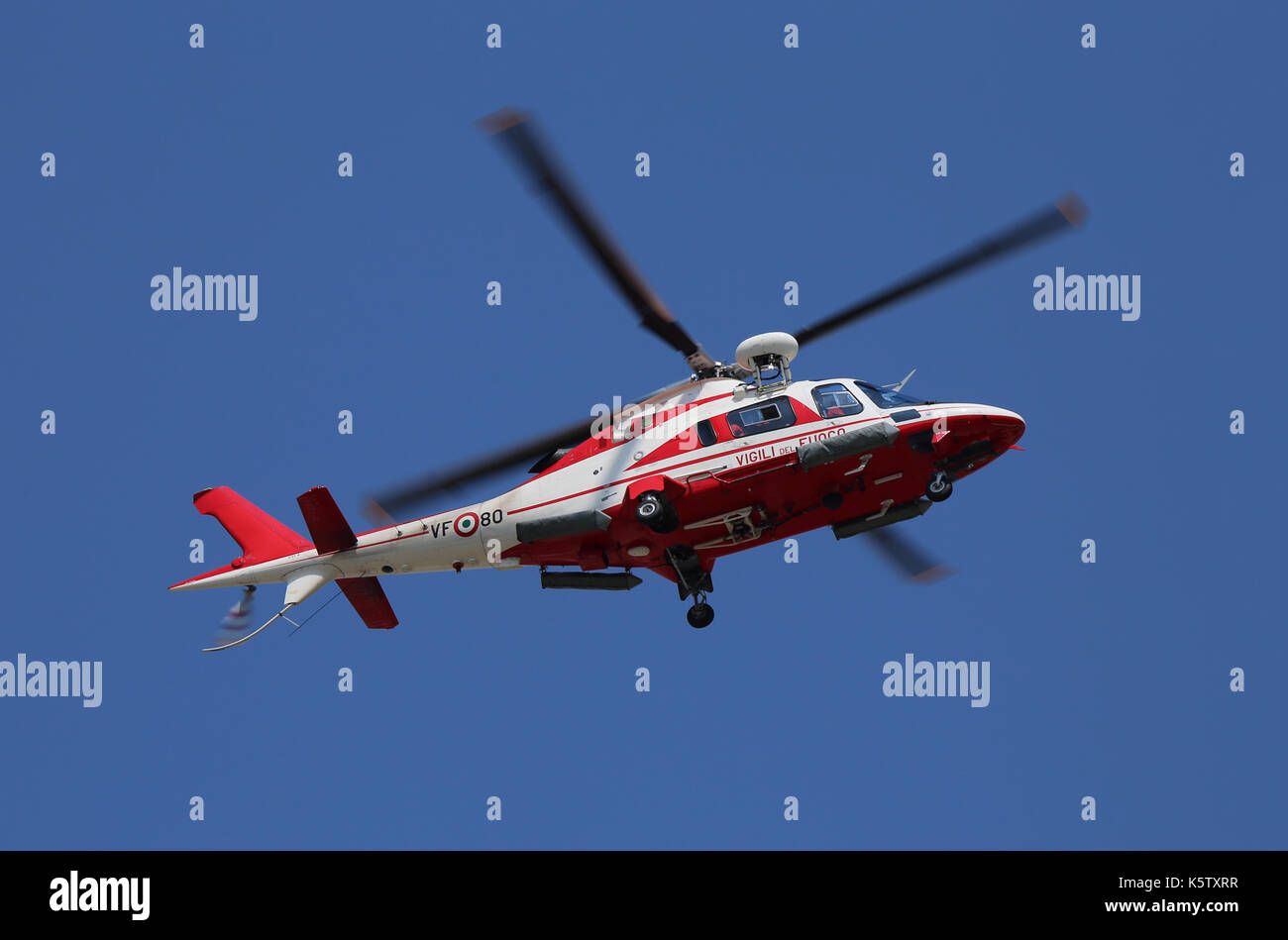 Rescue 115 helicopter hi-res stock photography and images - Alamy