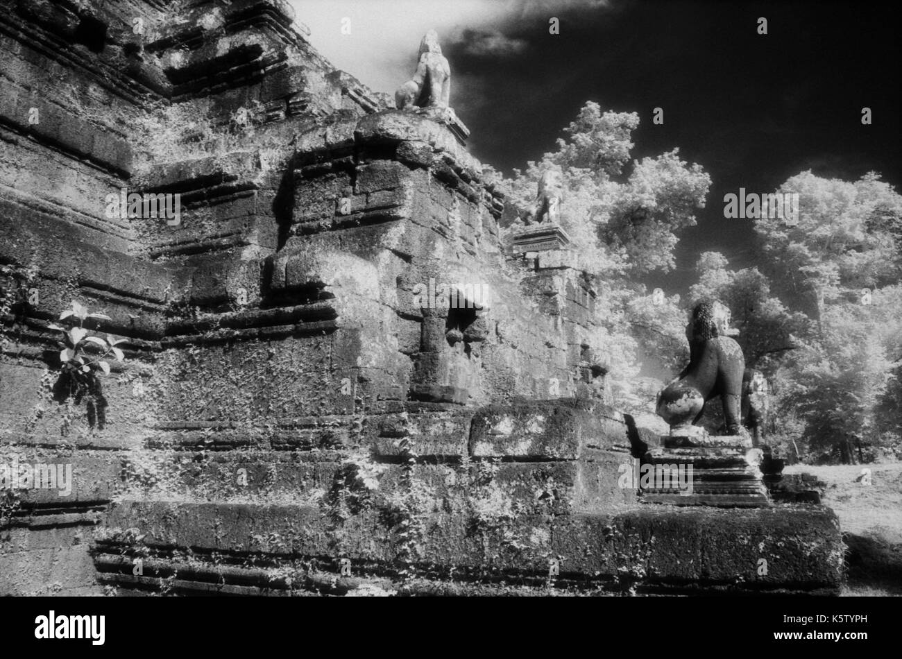 Worship originated Black and White Stock Photos & Images - Alamy