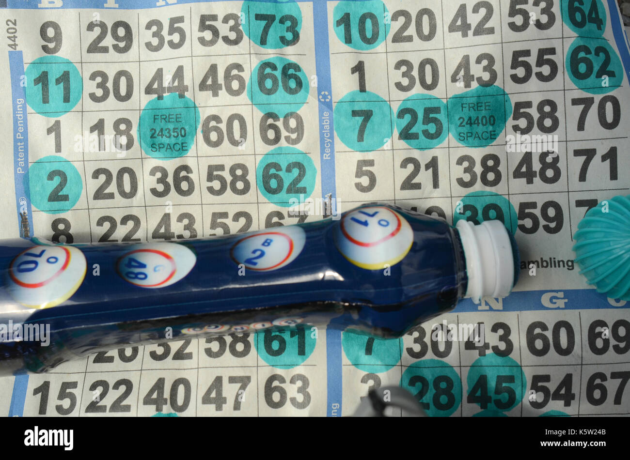 Bingo dauber hi-res stock photography and images - Alamy