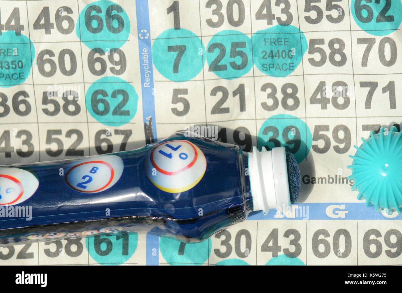 Bingo dauber hi-res stock photography and images - Alamy