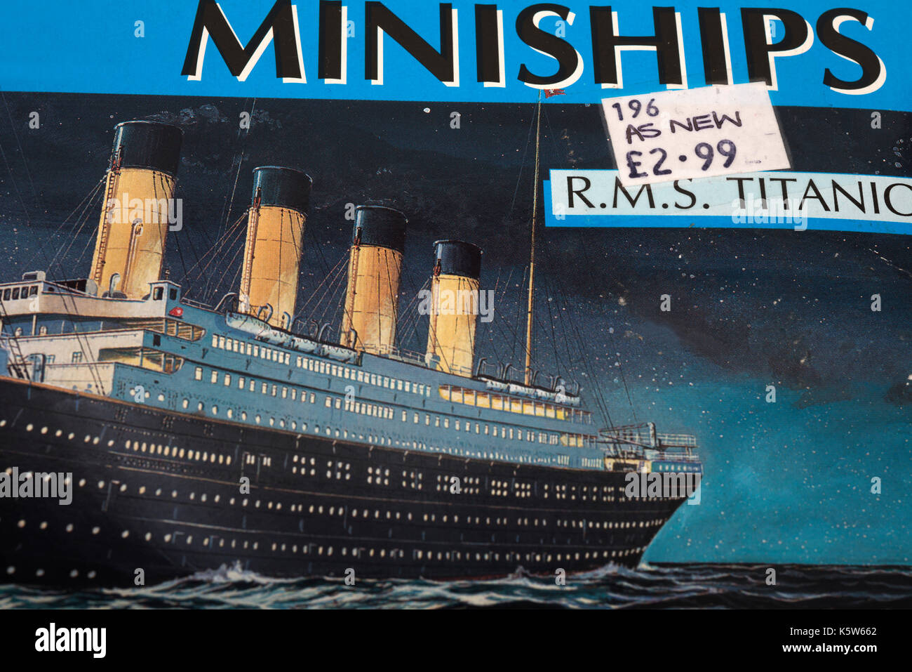 Revell miniships hi-res stock photography and images - Alamy
