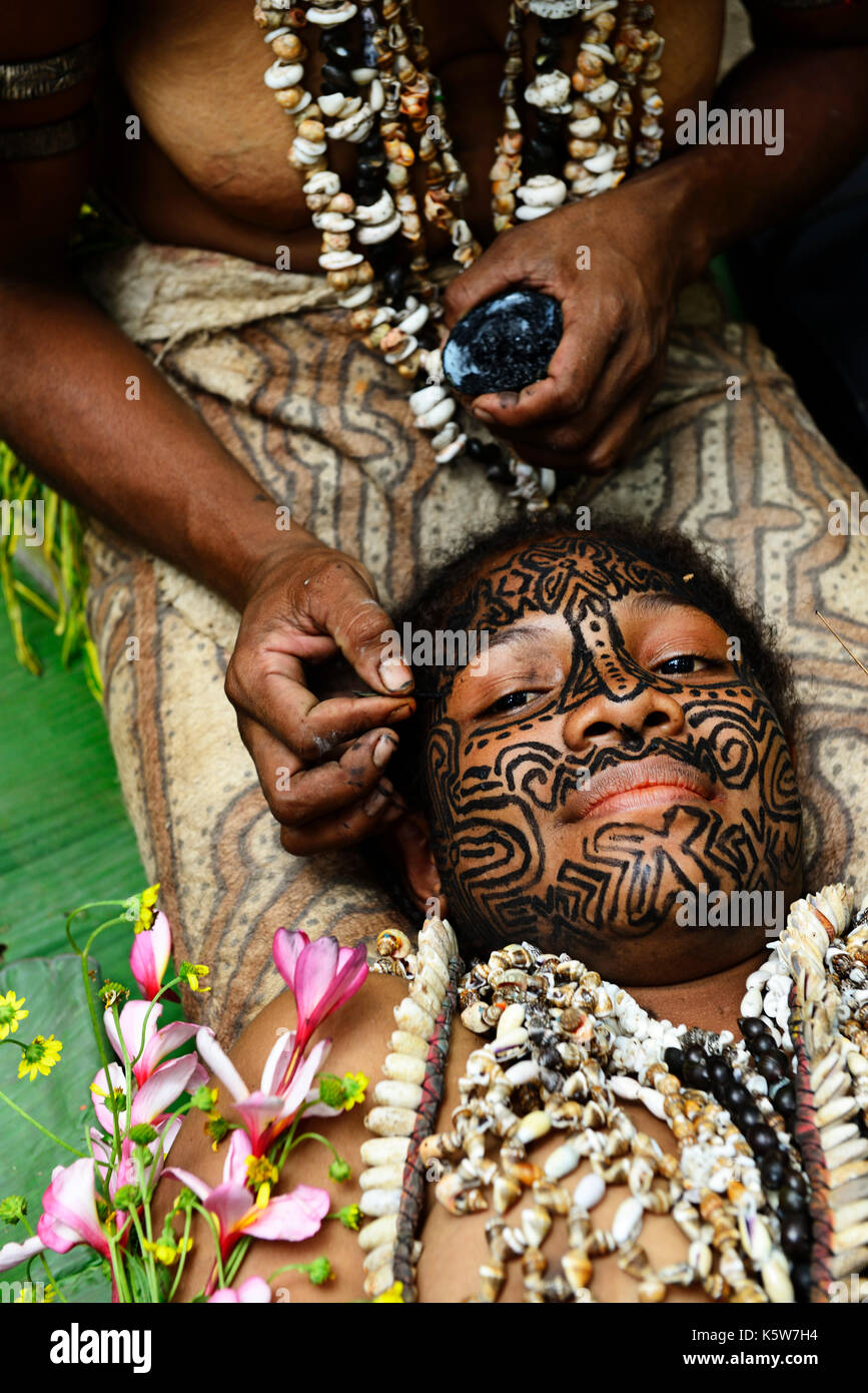 Korafe tribe, girl is traditionally tattooed on the face, Tufi, Papua ...