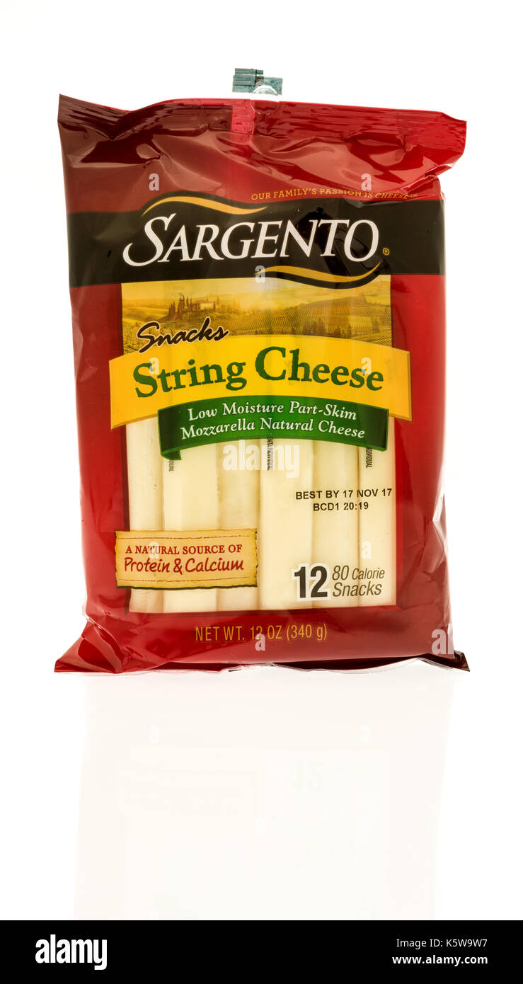 String cheese hi-res stock photography and images - Alamy