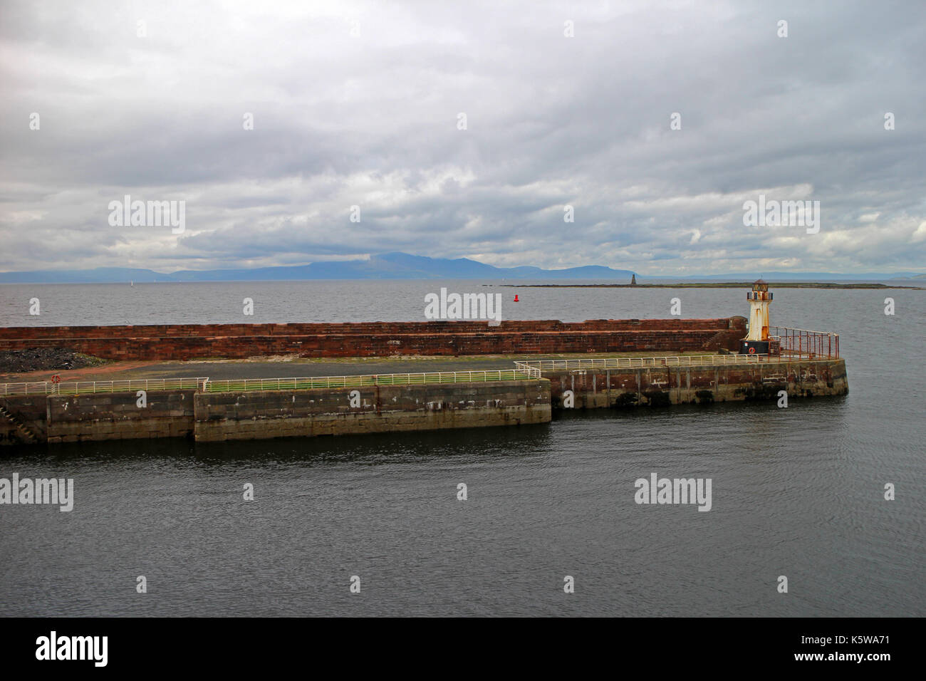 Ardrossan harbour ayrshire scotland hi-res stock photography and images ...
