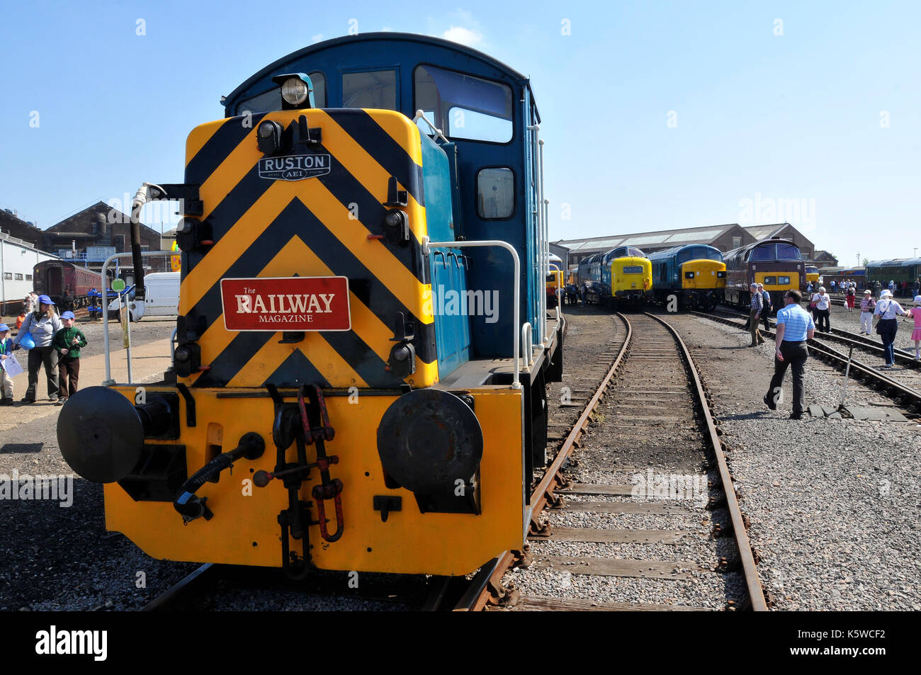 Diesel and electric trains locomotives and multiple units traction ...
