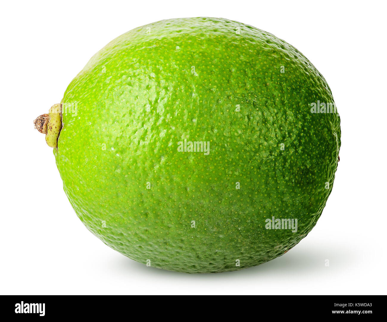 One cut lime hi-res stock photography and images - Alamy