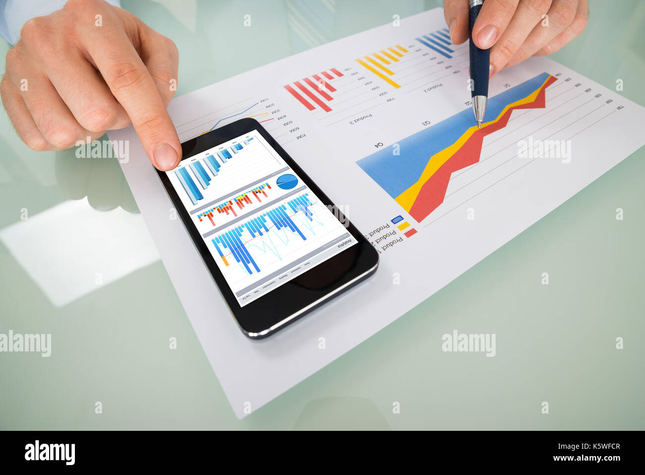 Financial profits businessperson hi-res stock photography and images ...