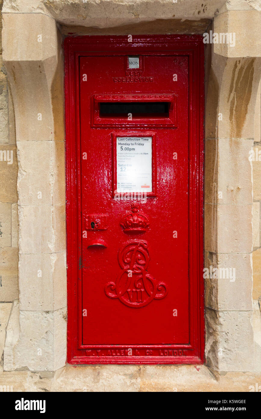 King Edward the seventh / Edward 7th wall mounted letterbox. (90 Stock ...