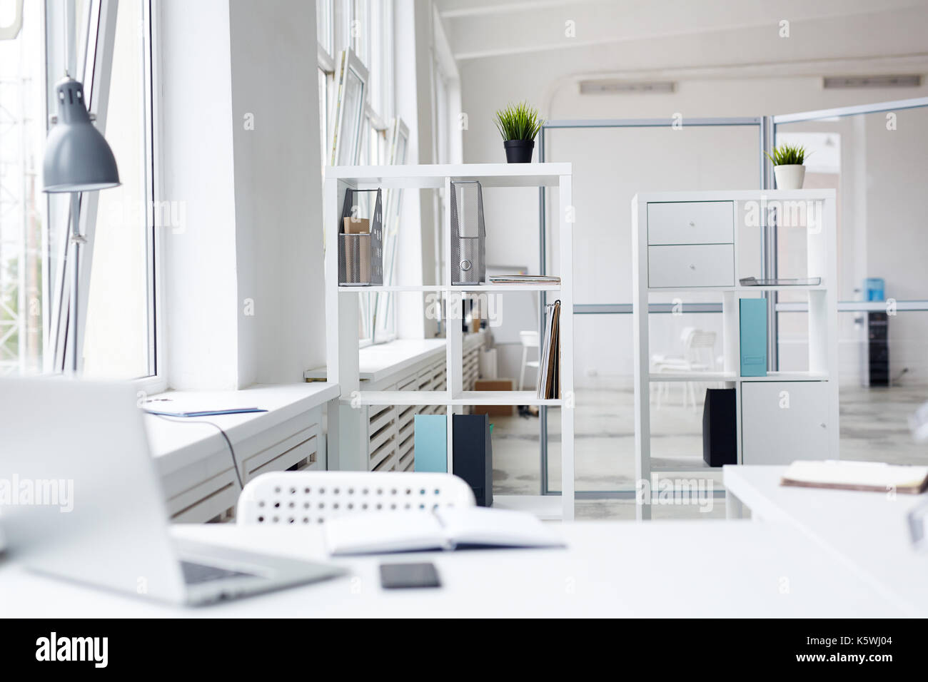 Office work workplace hi-res stock photography and images - Alamy