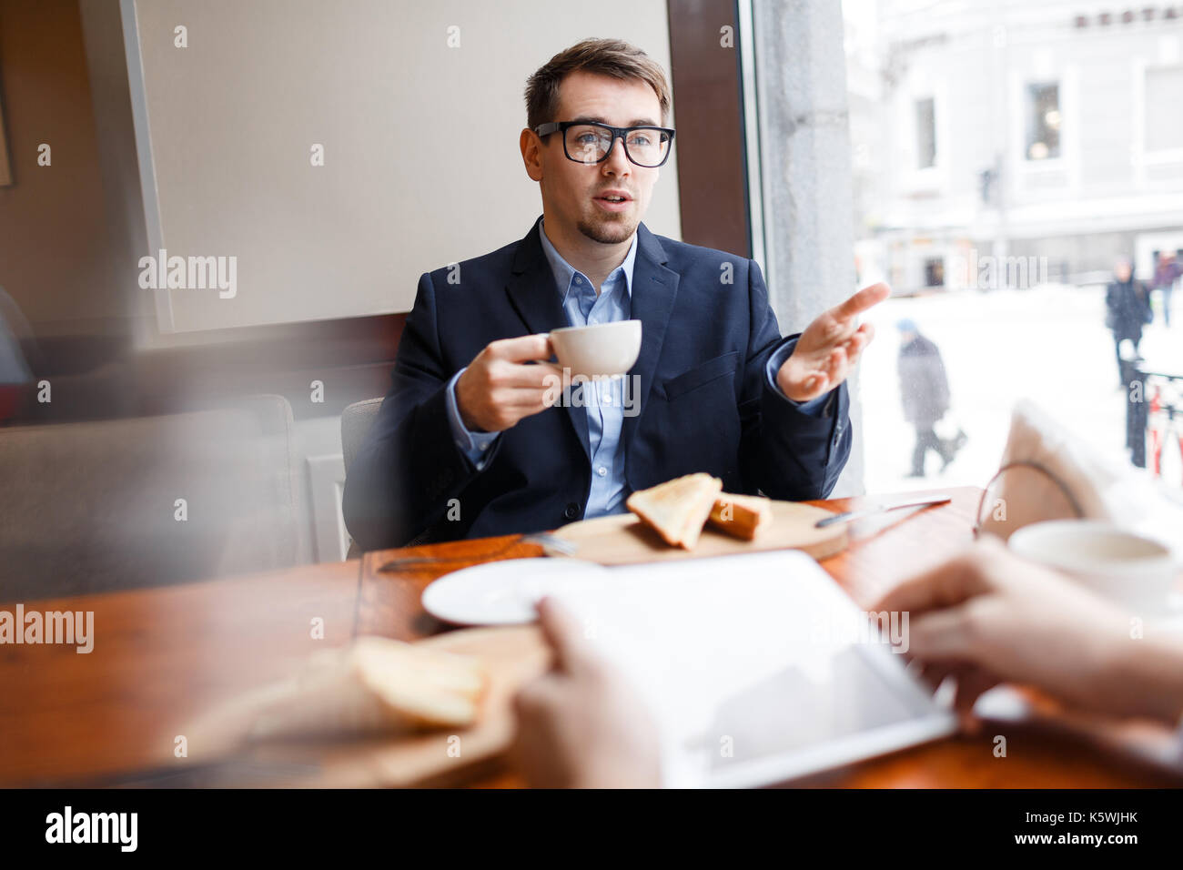 Cafe co worker hi-res stock photography and images - Alamy