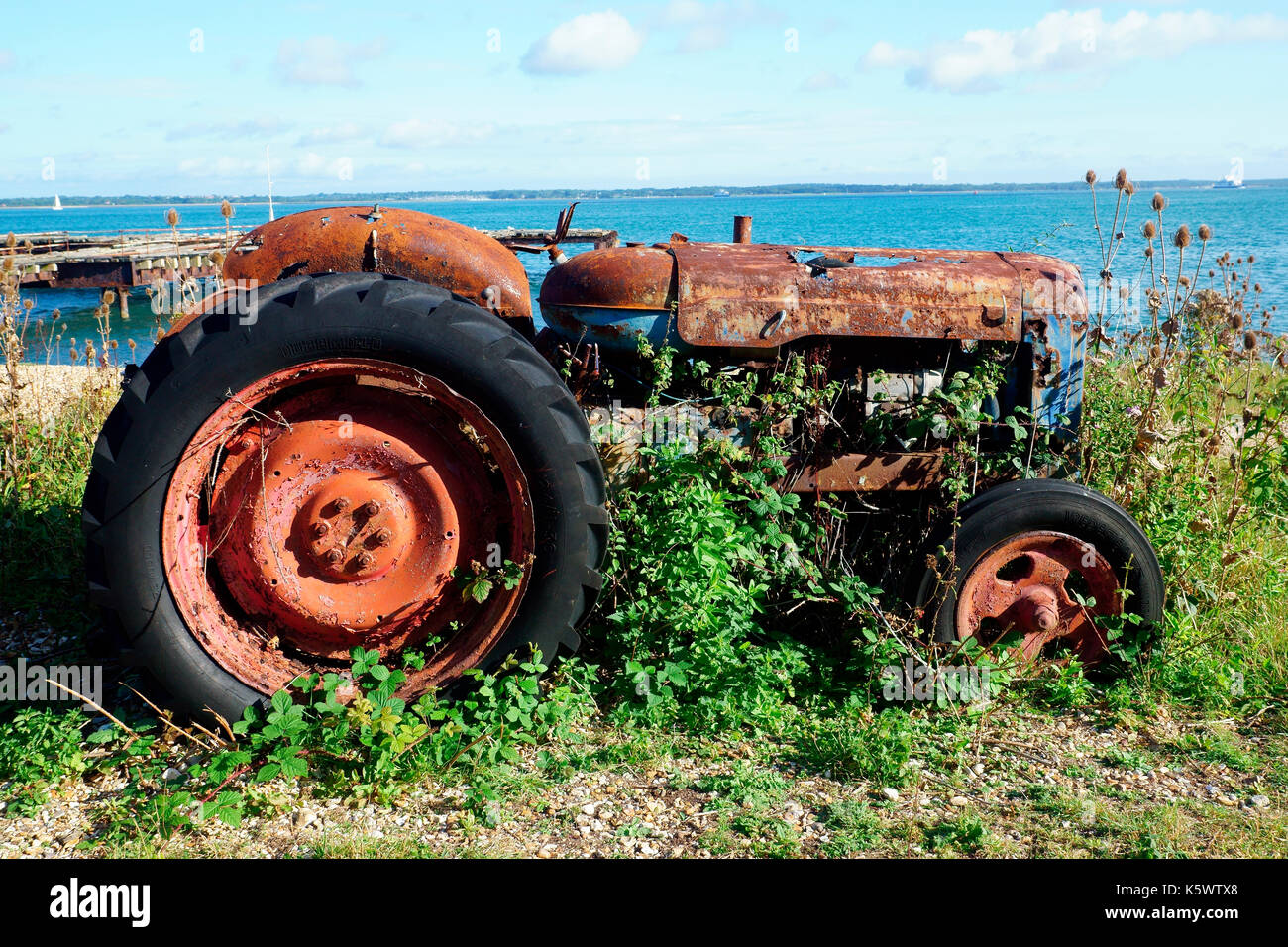 Ford 4 speed gearbox hi-res stock photography and images - Alamy