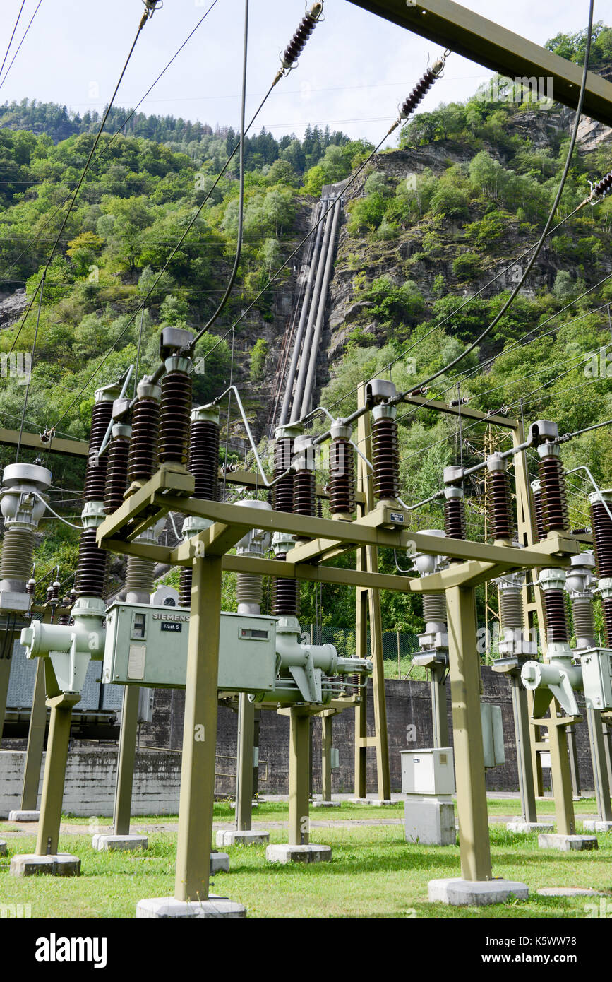 High voltage cable switzerland hi-res stock photography and images - Alamy