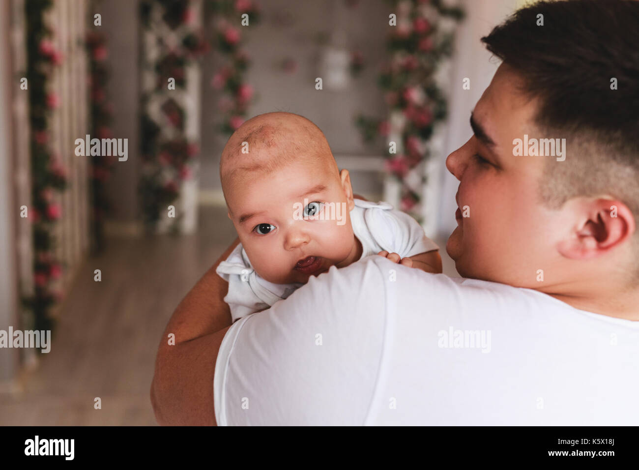 Happy Asian father and baby son Stock Photo - Alamy
