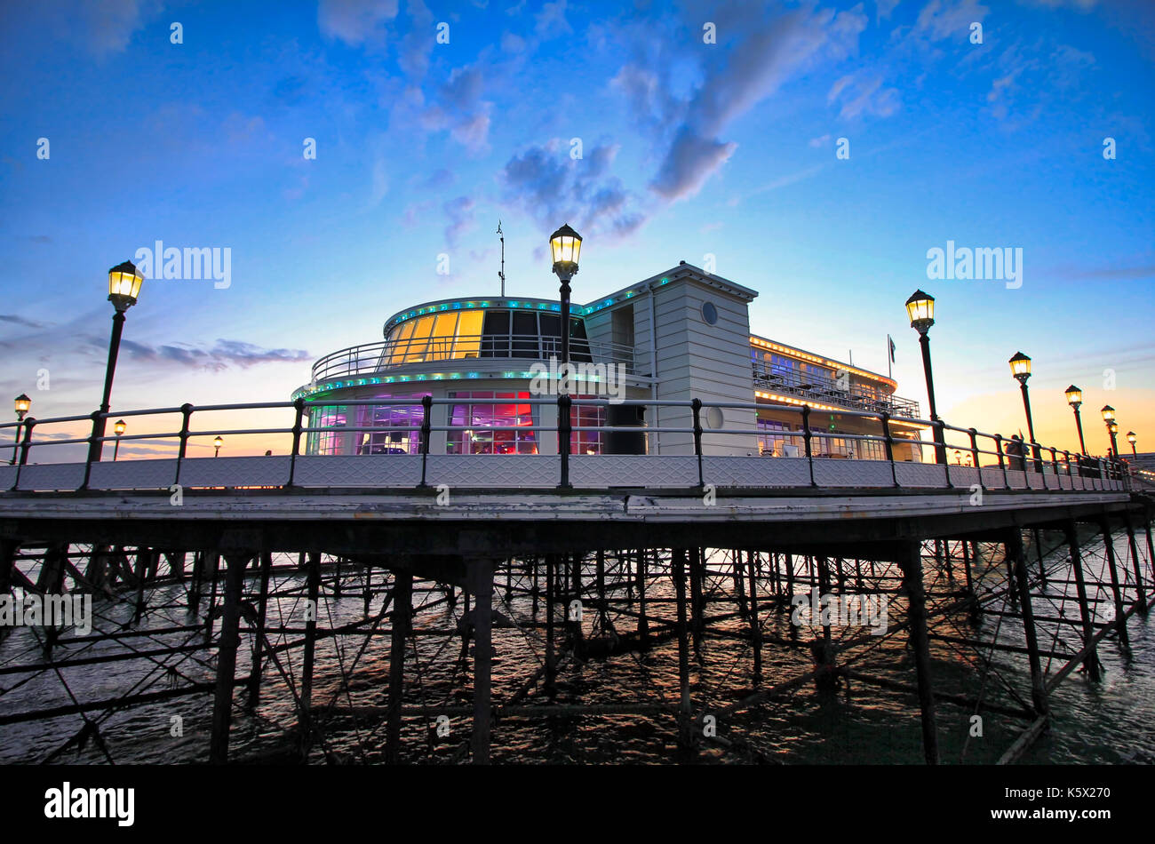 Classic Worthing Pier Stock Photo - Alamy