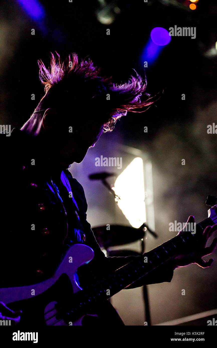 NAMPA, IDAHO - SEPTEMBER 25 : Eric Bass from Shinedown plays bass ...