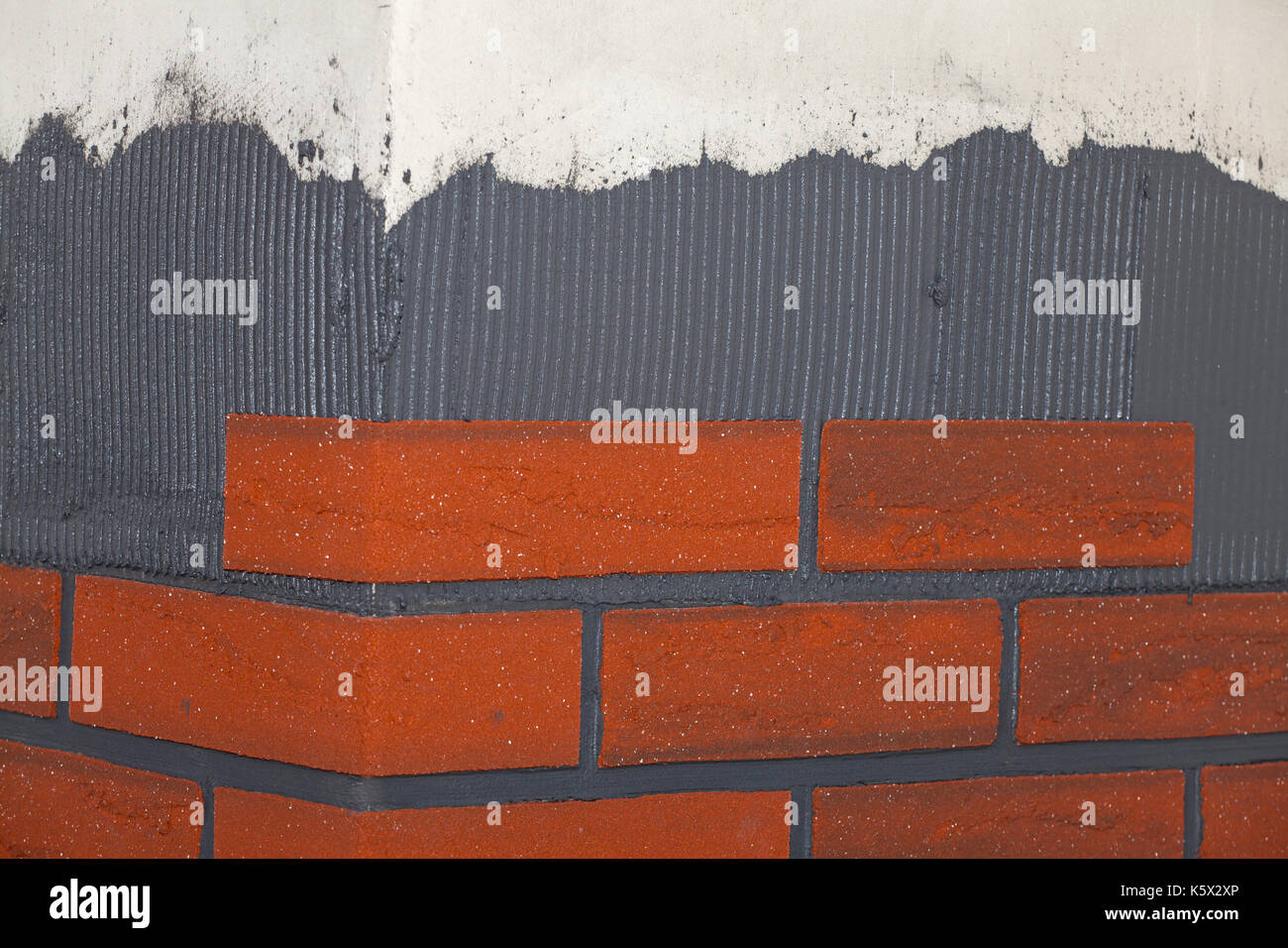 Bonding tile hi-res stock photography and images - Alamy