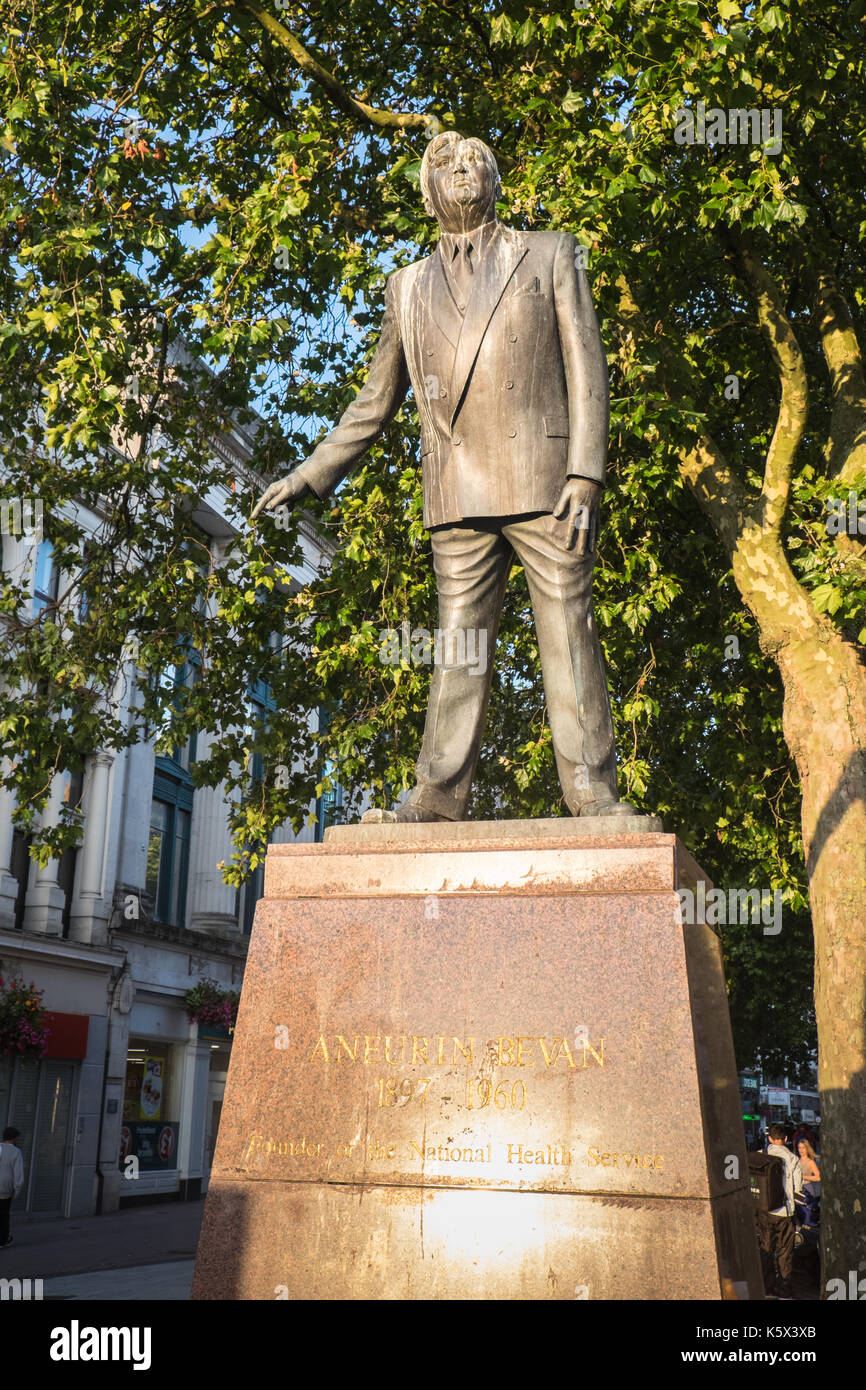 Cardiff,Bronze,statue,Aneurin Bevan,Queen Street,NHS, founder,cardiff ...