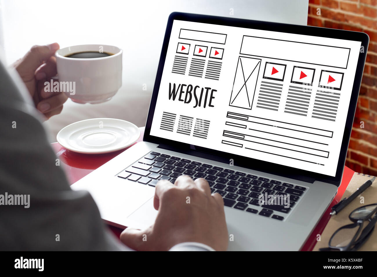 Web Design layout sketch drawing Software Media WWW and Graphic Layout ...