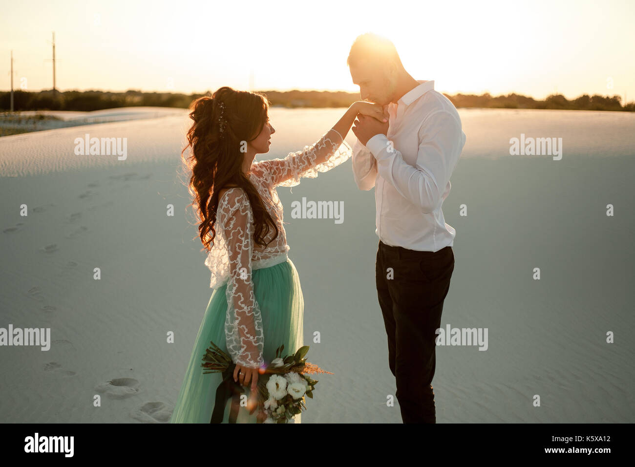 Hand kiss hi-res stock photography and images - Alamy