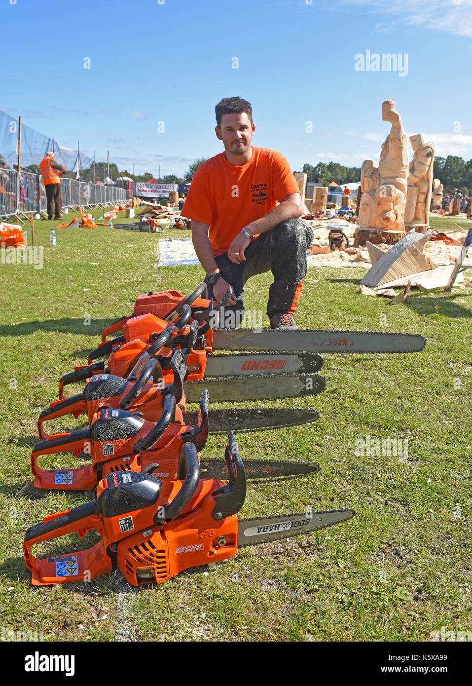 Annual chainsaw wood carving competition hi-res stock photography and ...
