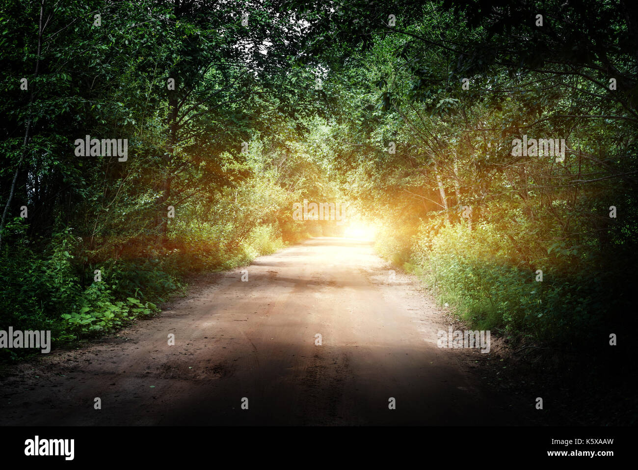 Road trip sunrise hi-res stock photography and images - Alamy