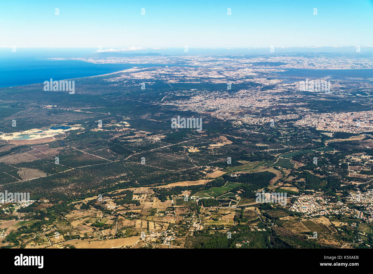 Space background earth horizon hi-res stock photography and images - Alamy