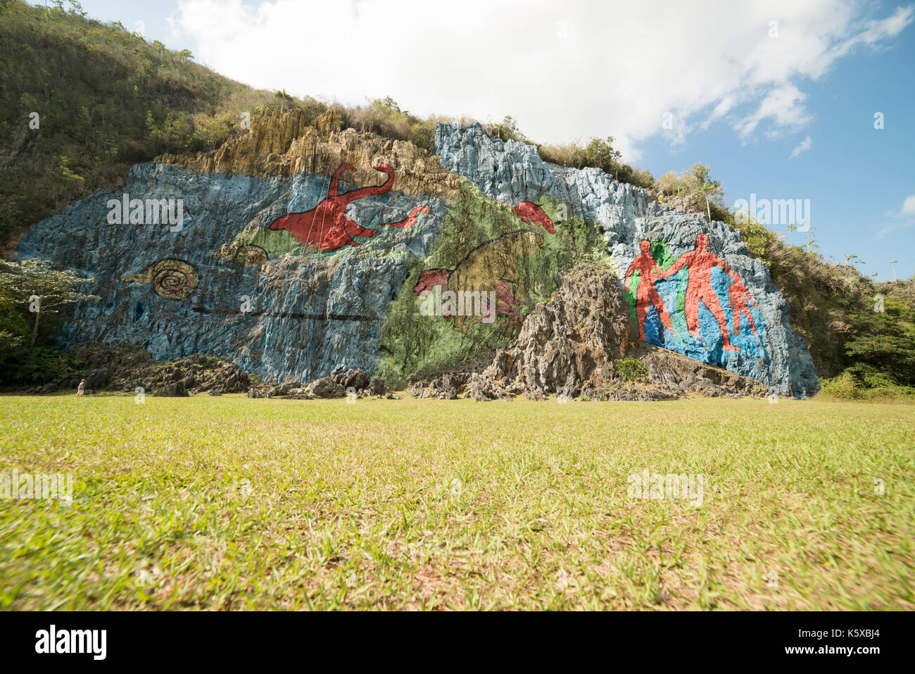 Vinales mural de la prehistoria im vinales tal hi-res stock photography ...