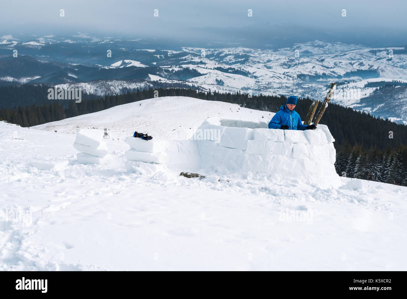Inuit igloo hi-res stock photography and images - Alamy