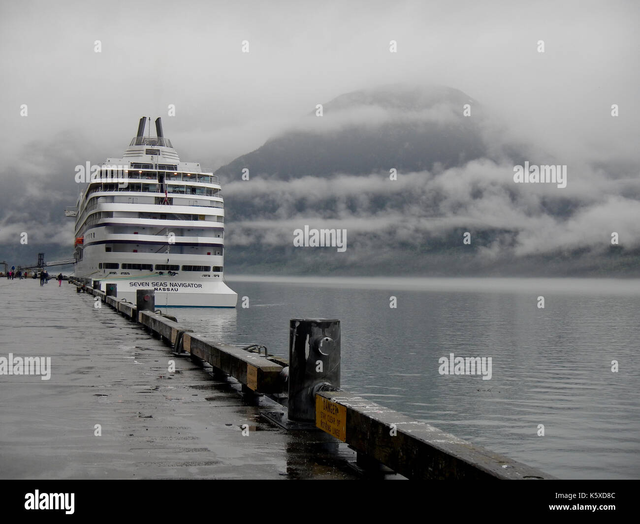 Cruize hi-res stock photography and images - Alamy