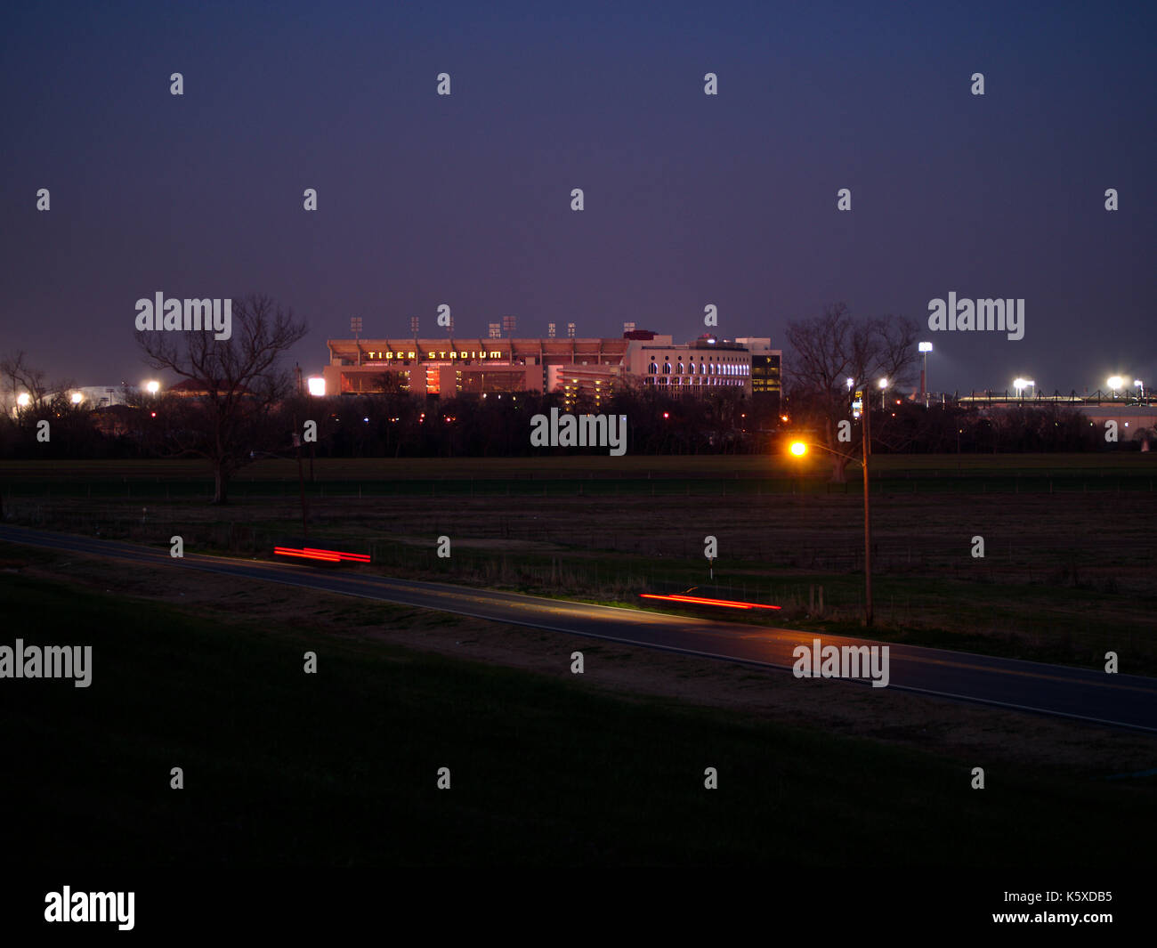 Lsu tiger stadium hi-res stock photography and images - Alamy
