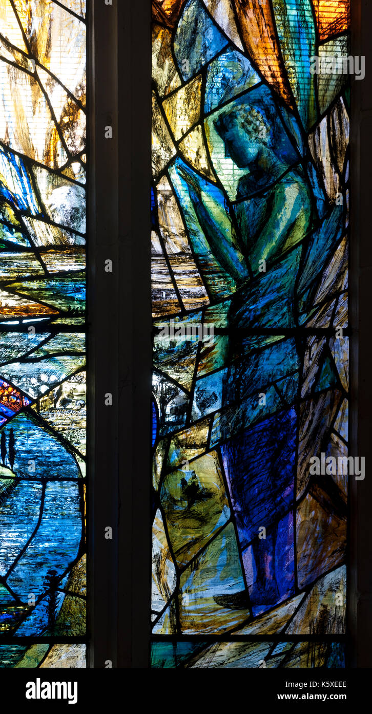 Tom Denny stained glass window detail, St. Michael and All Angels ...