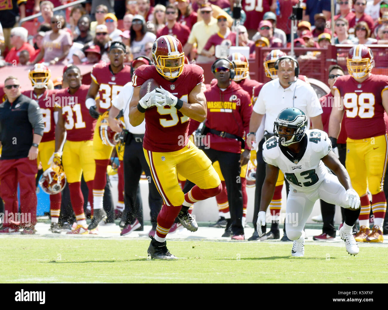 Ryan kerrigan eagles hi-res stock photography and images - Alamy