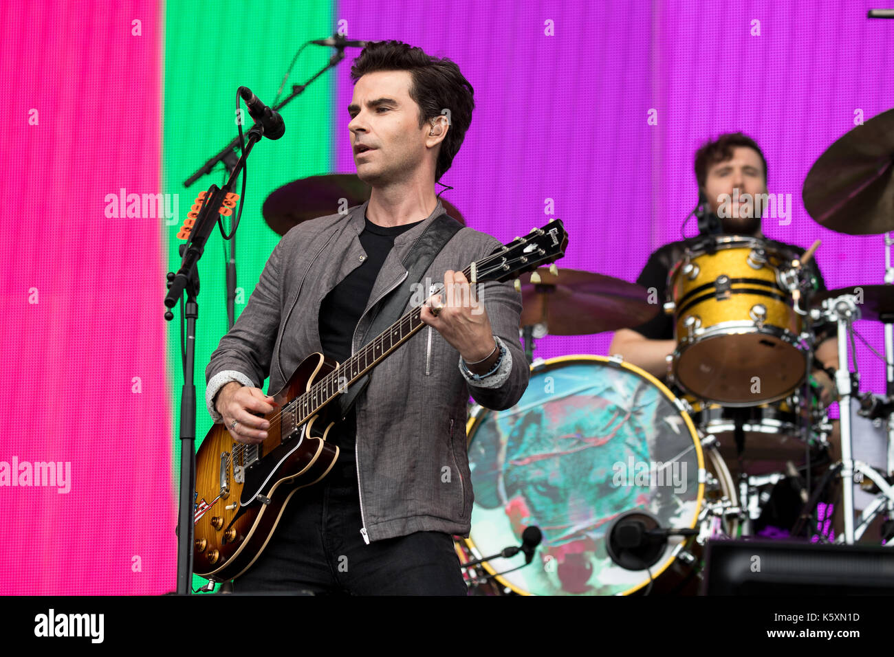 London, UK. 10th Sep, 2017. Welsh rock band Stereophonics performs ...
