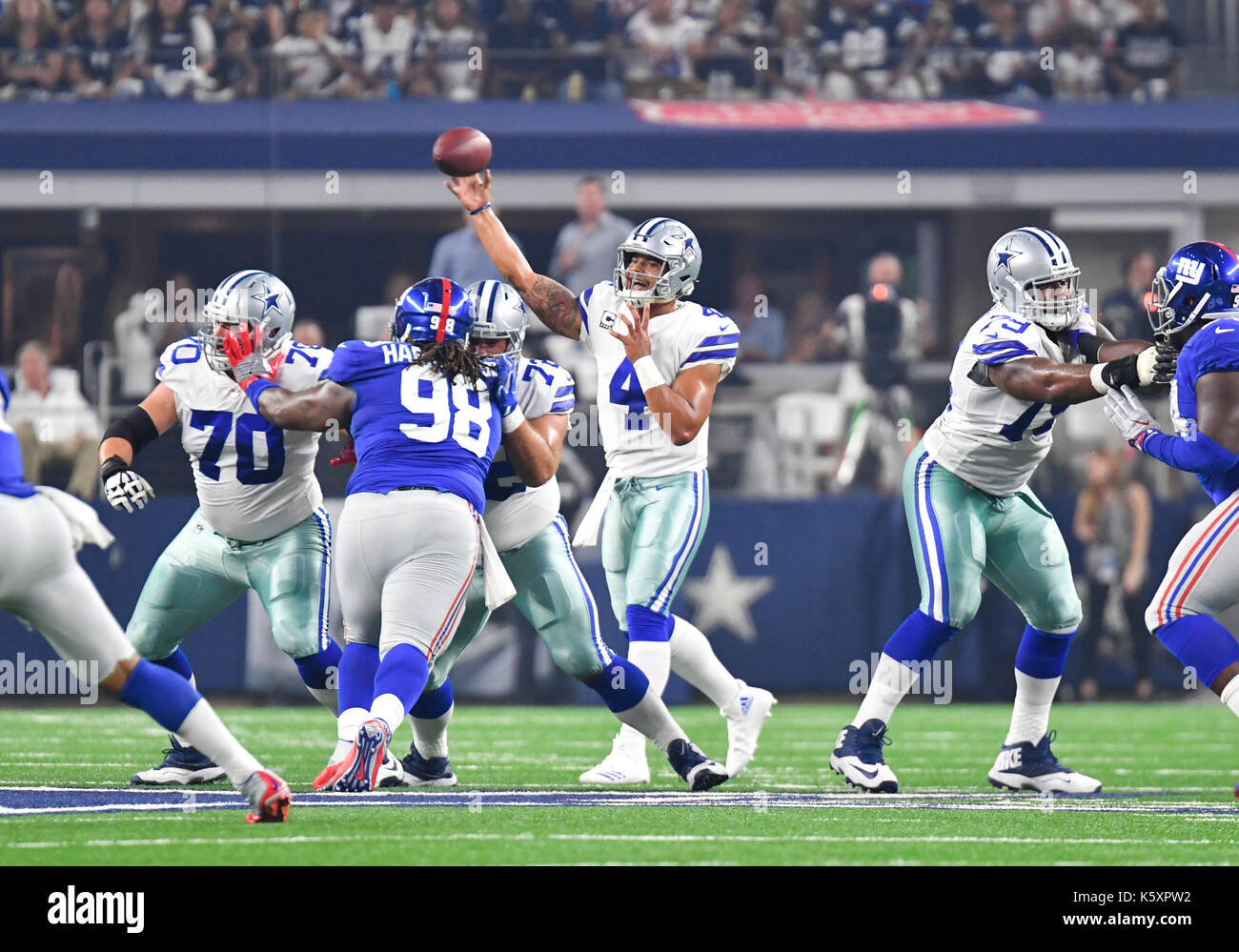 September 10, 2017: Dallas Cowboys quarterback Dak Prescott #4 during ...