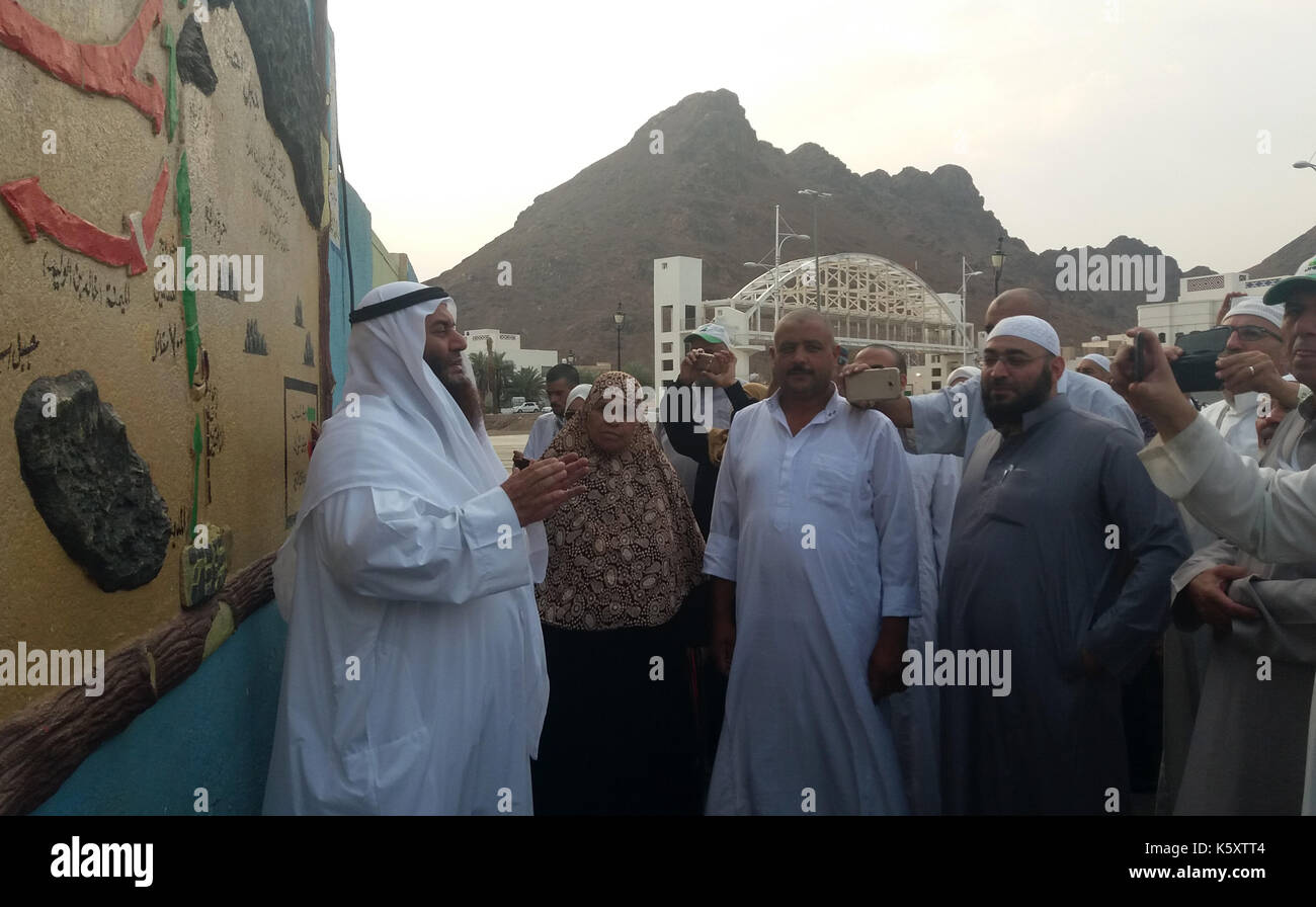 Medina, Medina, Saudi Arabia. 9th Sep, 2017. Muslim pilgrims visit the ...